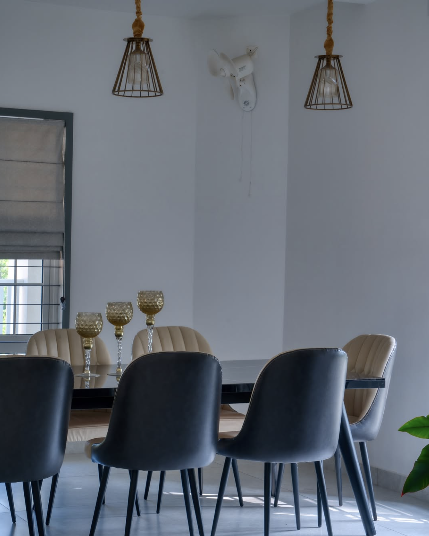 24 Budget-friendly Minimalist Decor Ideas - Tool Trip